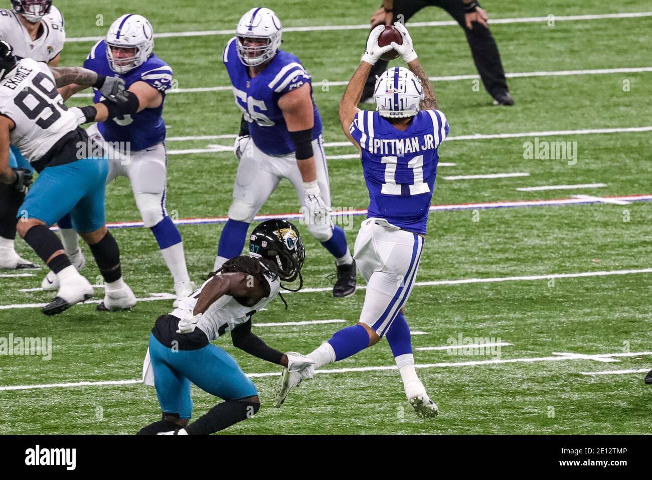 Michael pittman jr hi-res stock photography and images - Alamy