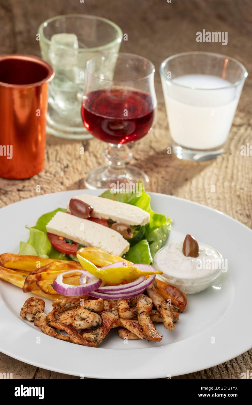 Gyros Teller High Resolution Stock Photography and Images - Alamy