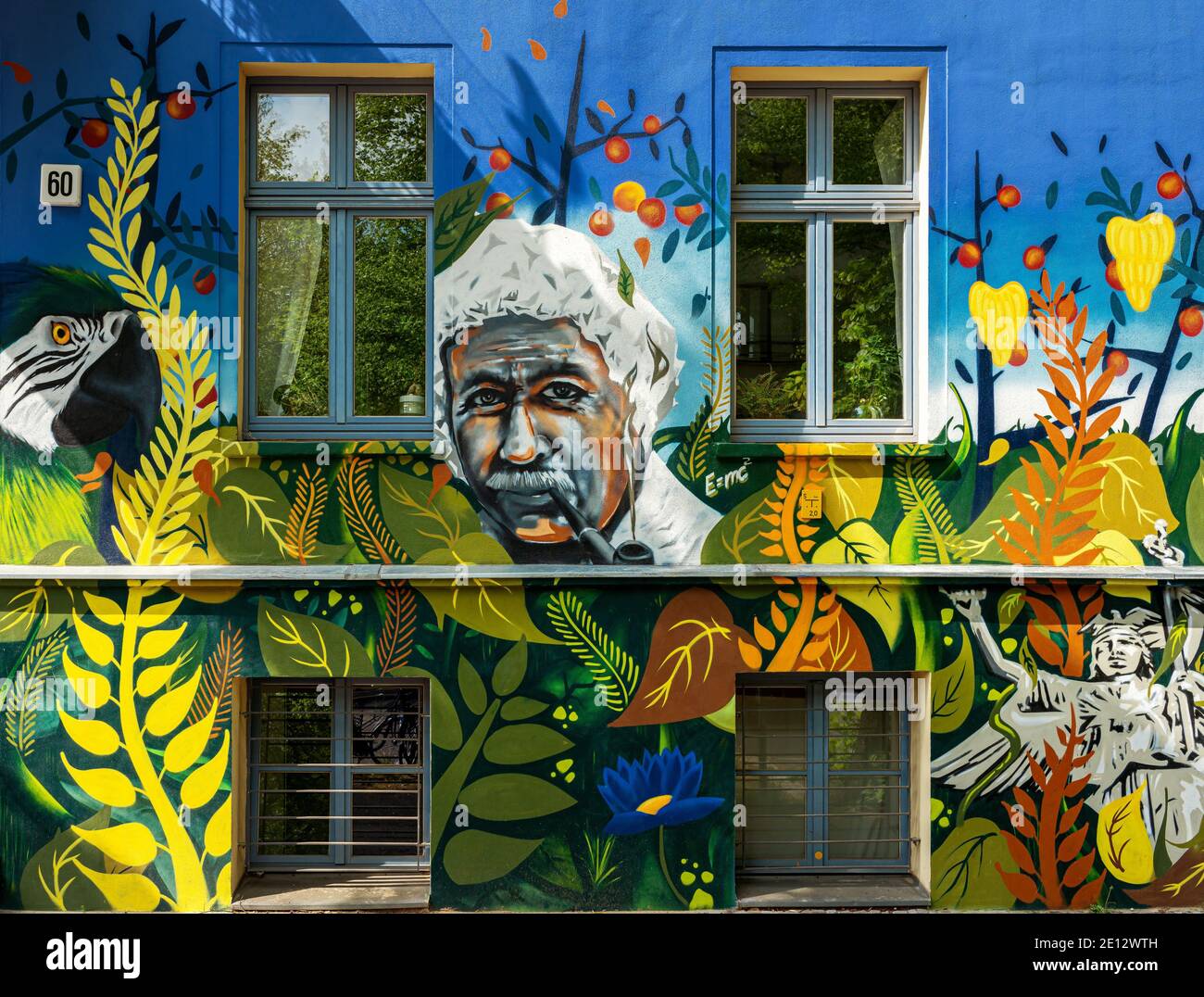 Grafitti wall einstein hi-res stock photography and images - Alamy