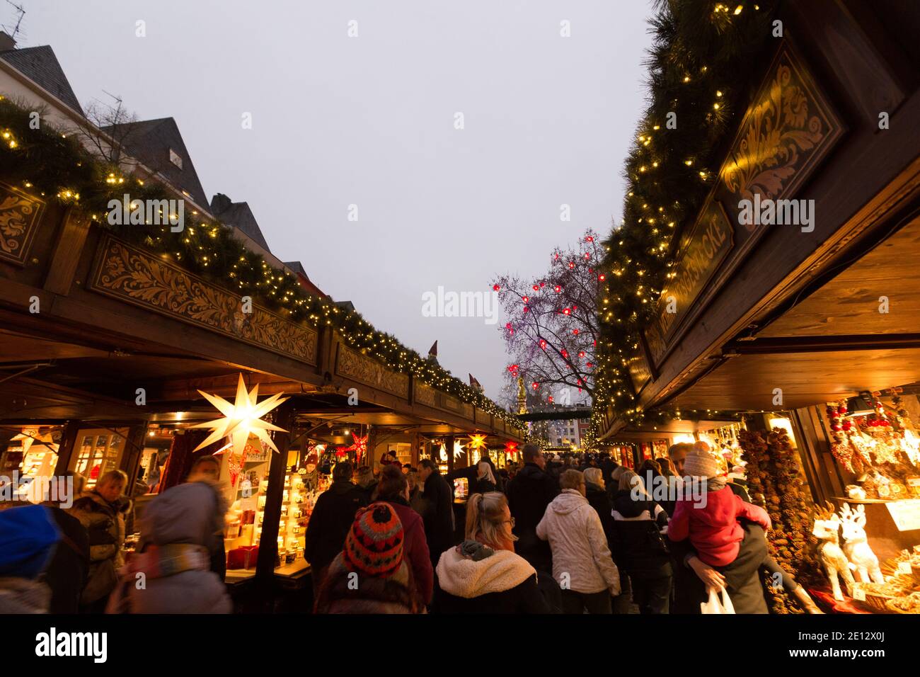 Christmas Market, or Weihnachtsmarkt in the historic Altstadt, or in ...