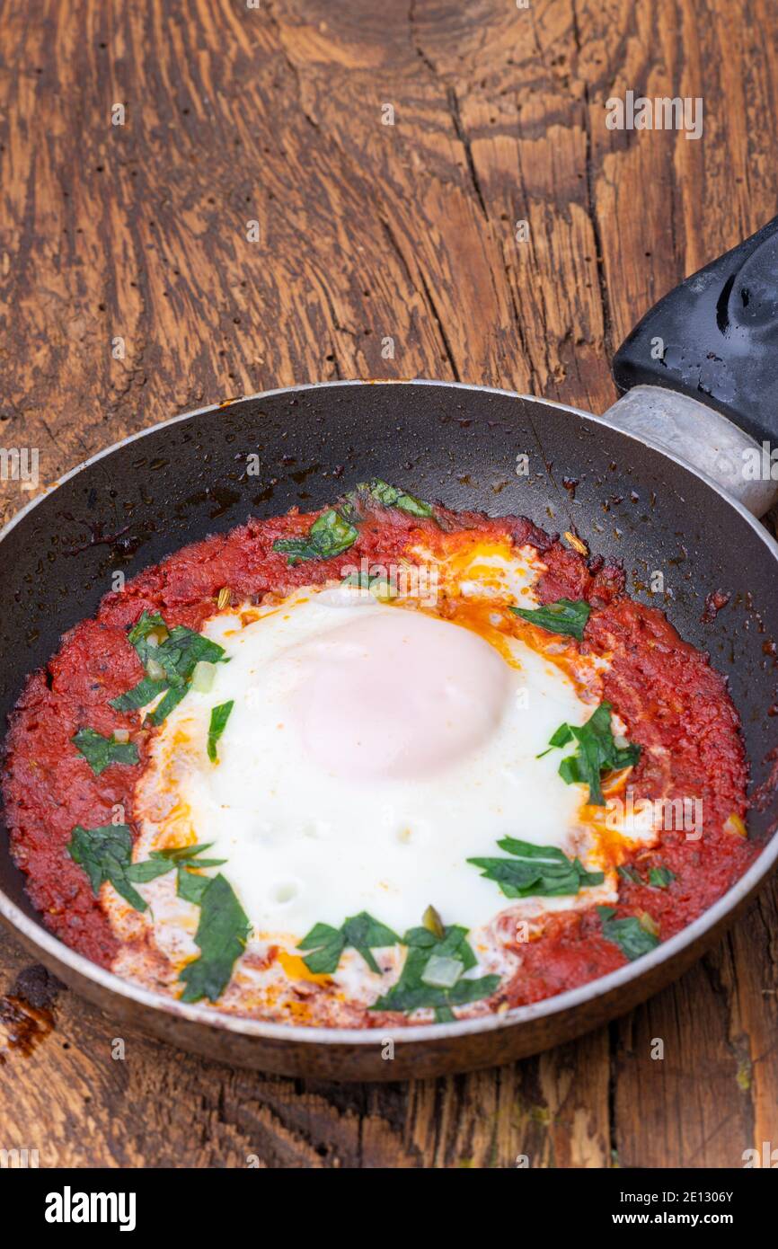 Shakshuka libyan cuisine hi-res stock photography and images - Alamy
