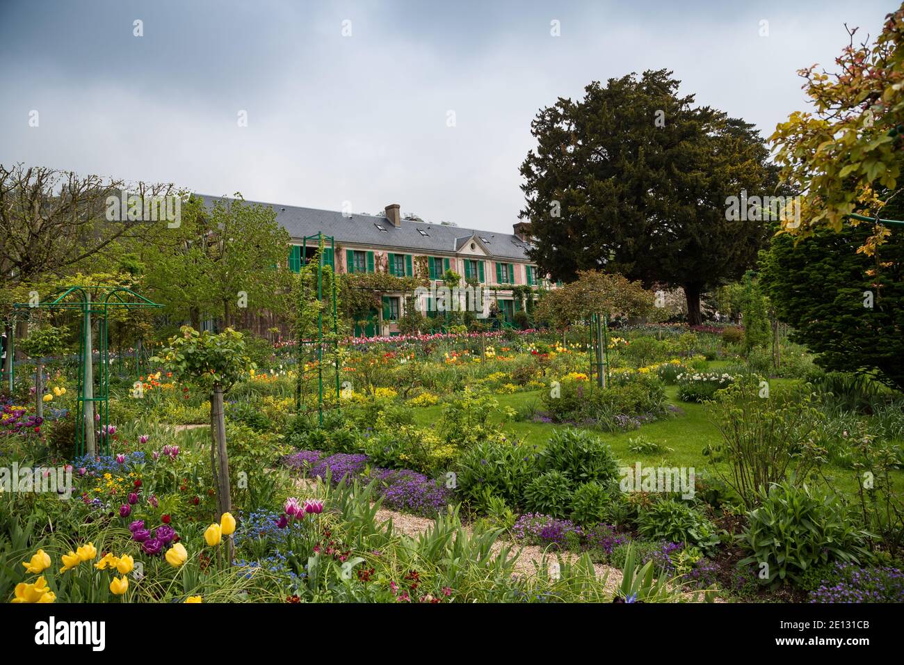 Monet's house and gardens at Giverny, Normandy, France Stock Photo - Alamy