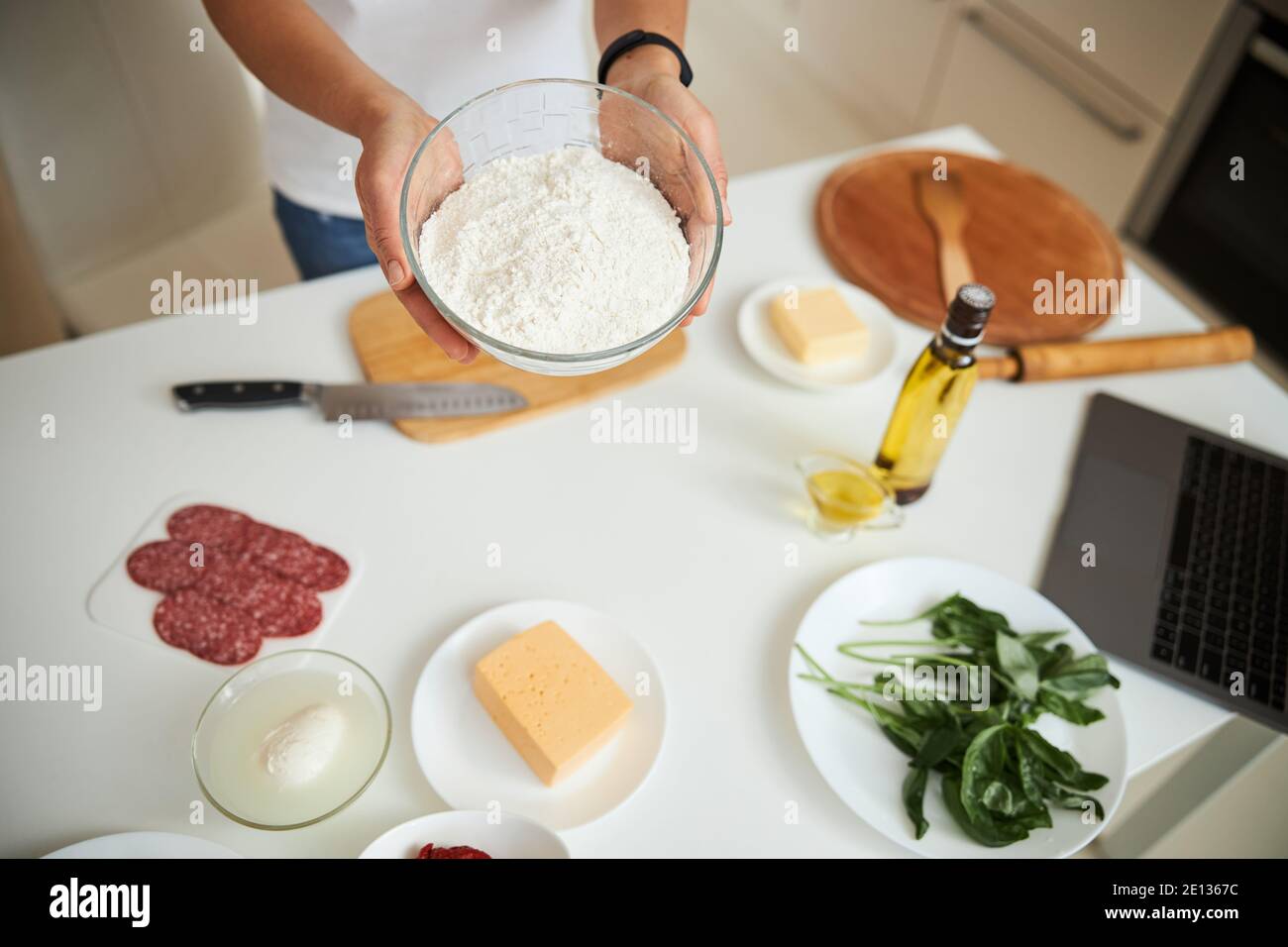 Quality flour hi-res stock photography and images - Alamy