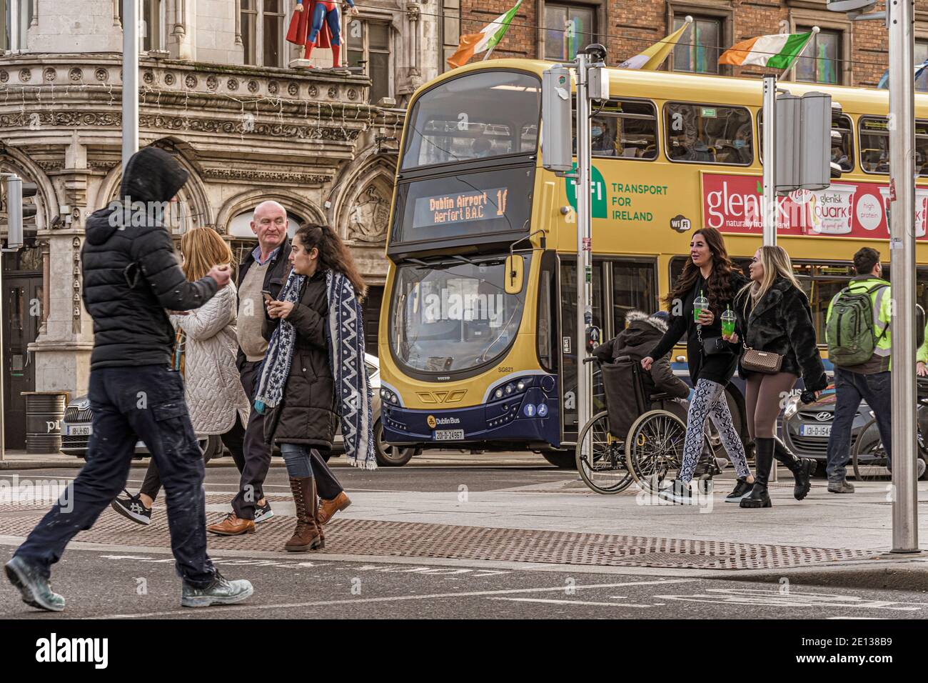 Dublin city centre lifestyle hi-res stock photography and images - Alamy