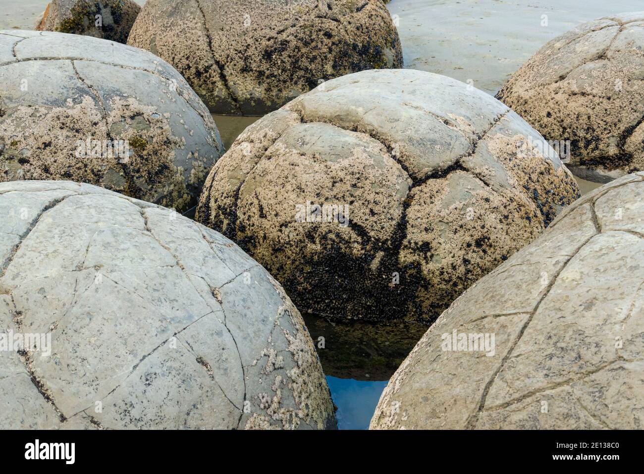 Formation of boulders hi-res stock photography and images - Alamy