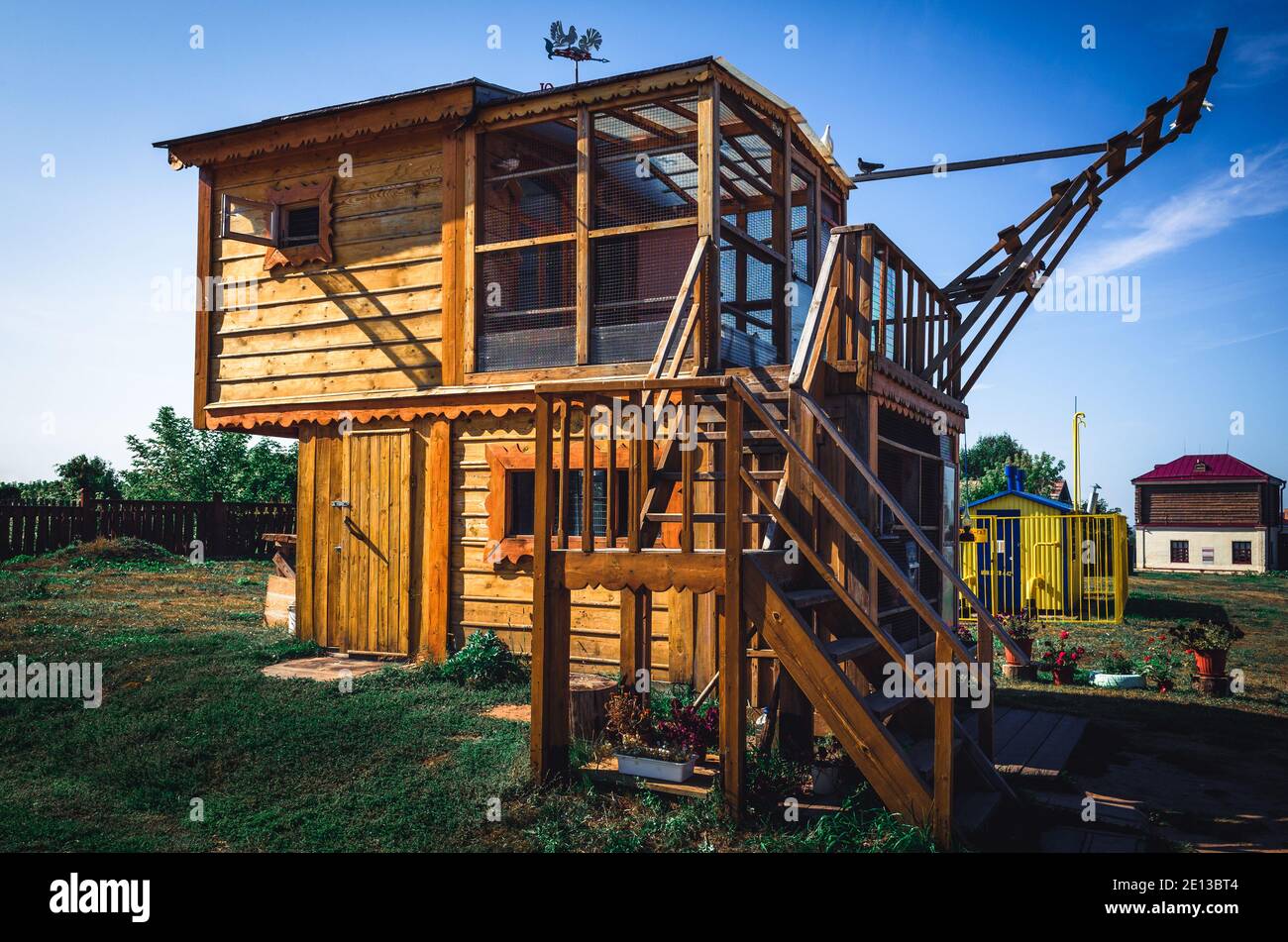 Wooden pigeon house hi-res stock photography and images - Alamy