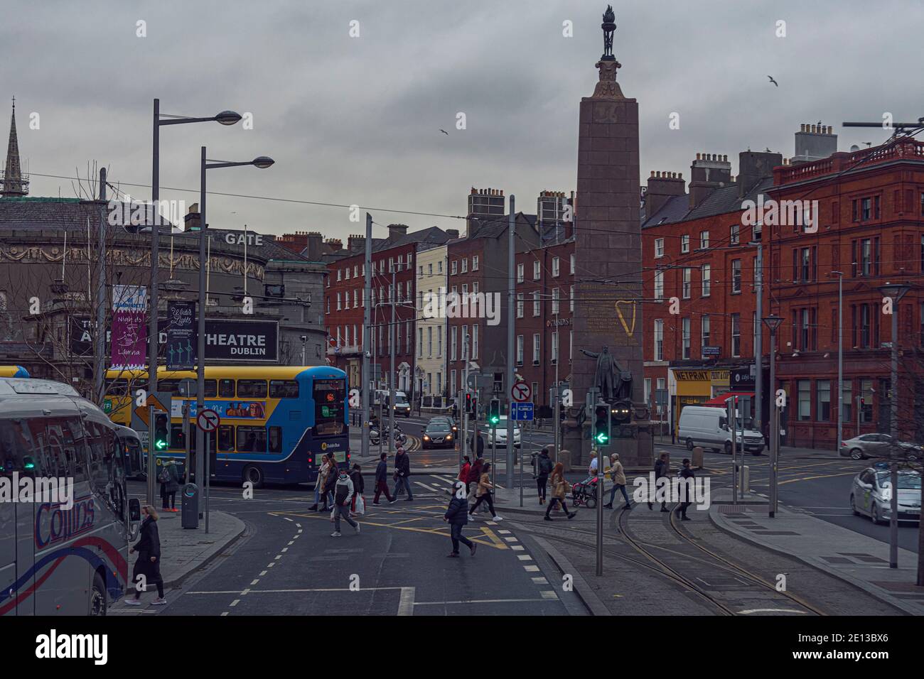 Parnell Square and The 1911 Memorial Statue to Charles Stewart Parnell ...