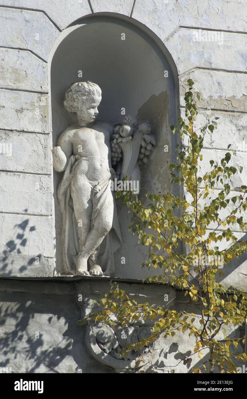 Angel sculpture at the palace in Trostyanets. Galitzine palace - detail ...