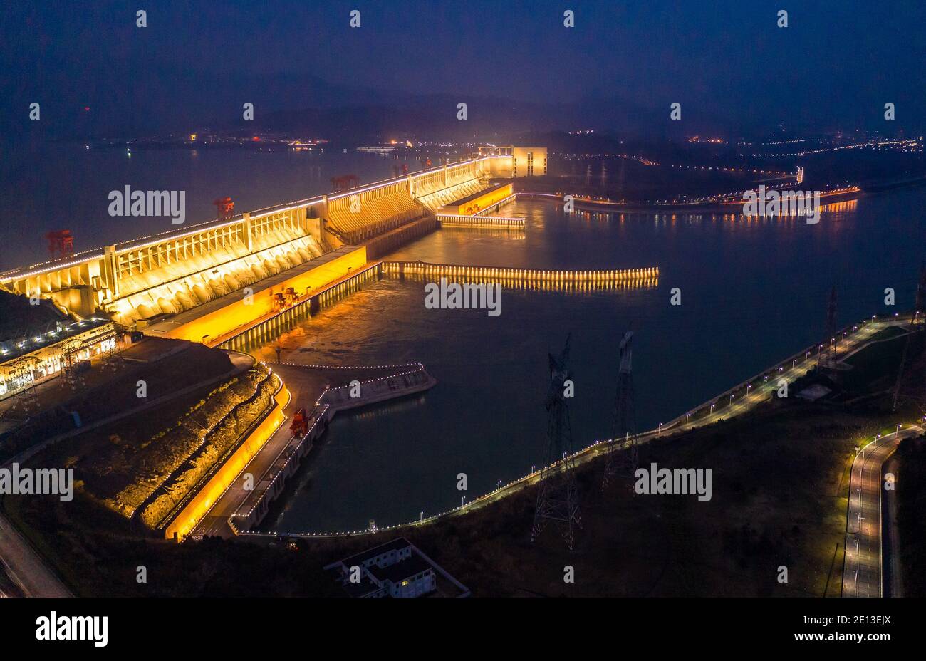 Three gorges dam aerial view hi-res stock photography and images - Alamy