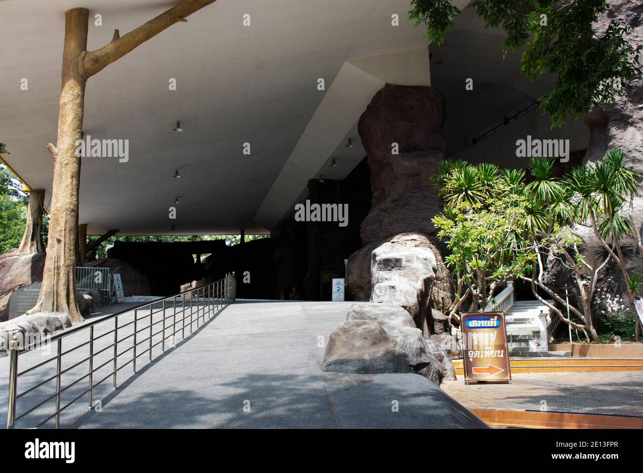 Modern building in Wat Tham Klong phen forest temple for Thai people ...