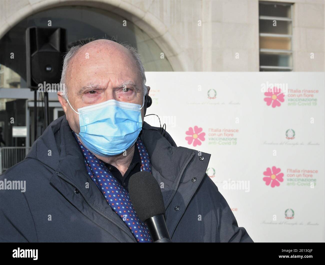 Vaccini hi-res stock photography and images - Alamy