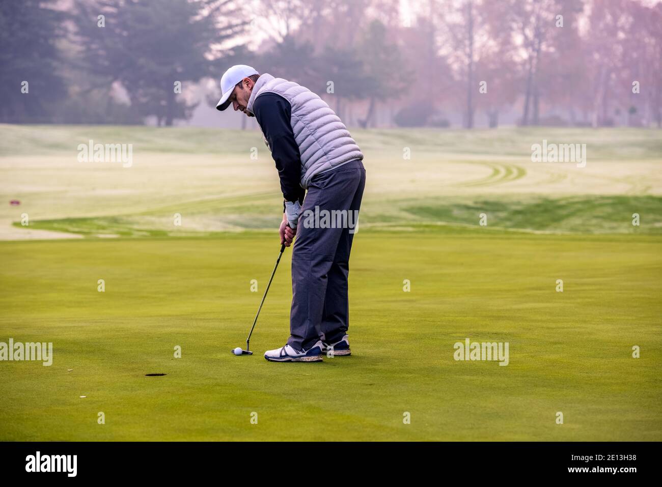 Golf iron shot hi-res stock photography and images - Alamy