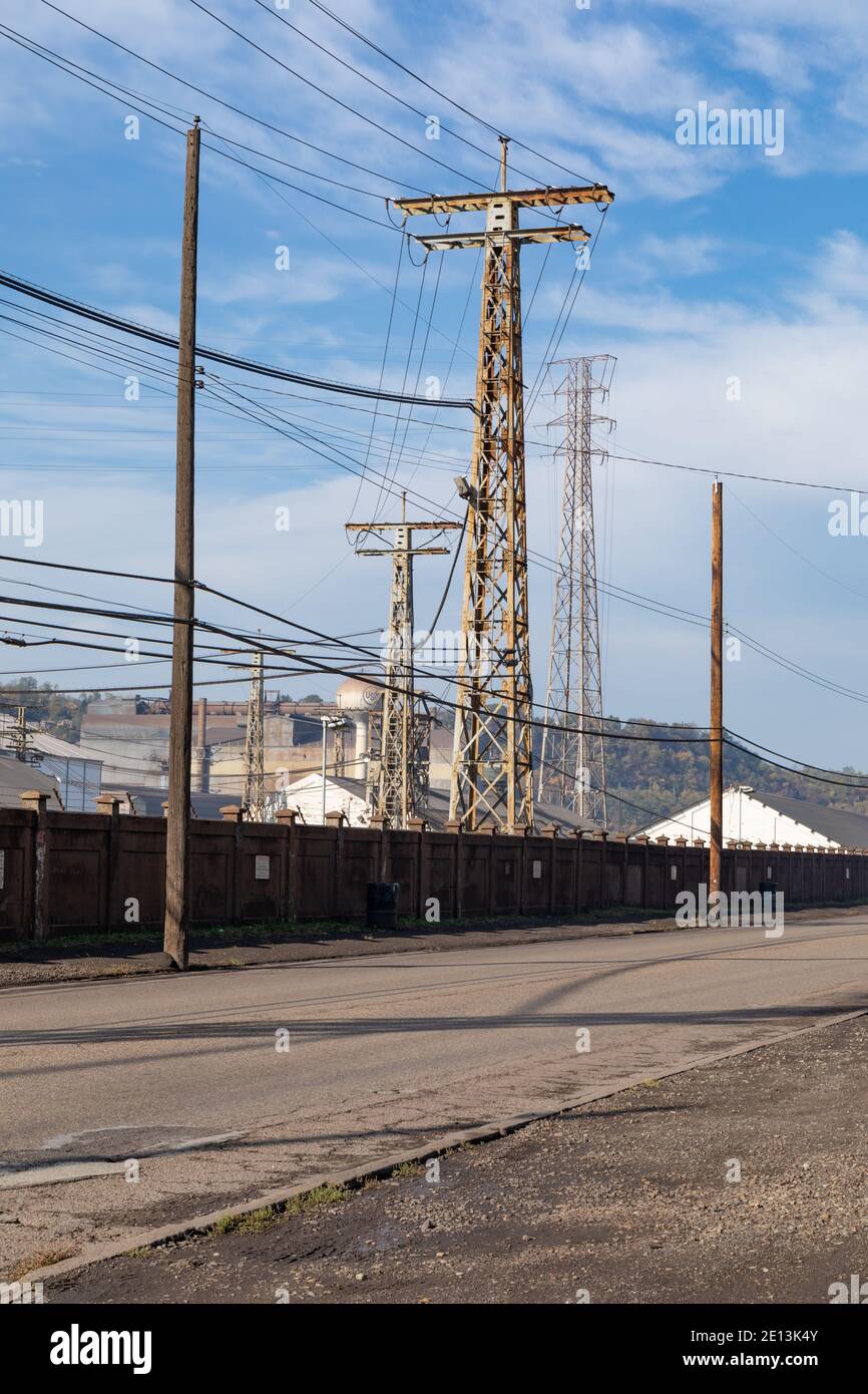 Power poles fence hi-res stock photography and images - Alamy