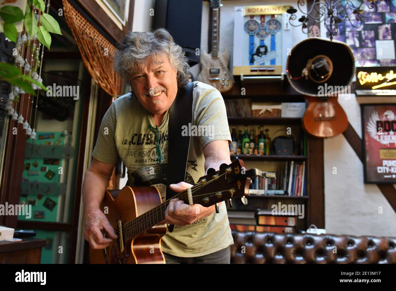 Koepenick, Germany. 22nd June, 2020. Dieter Hertrampf, singer ...