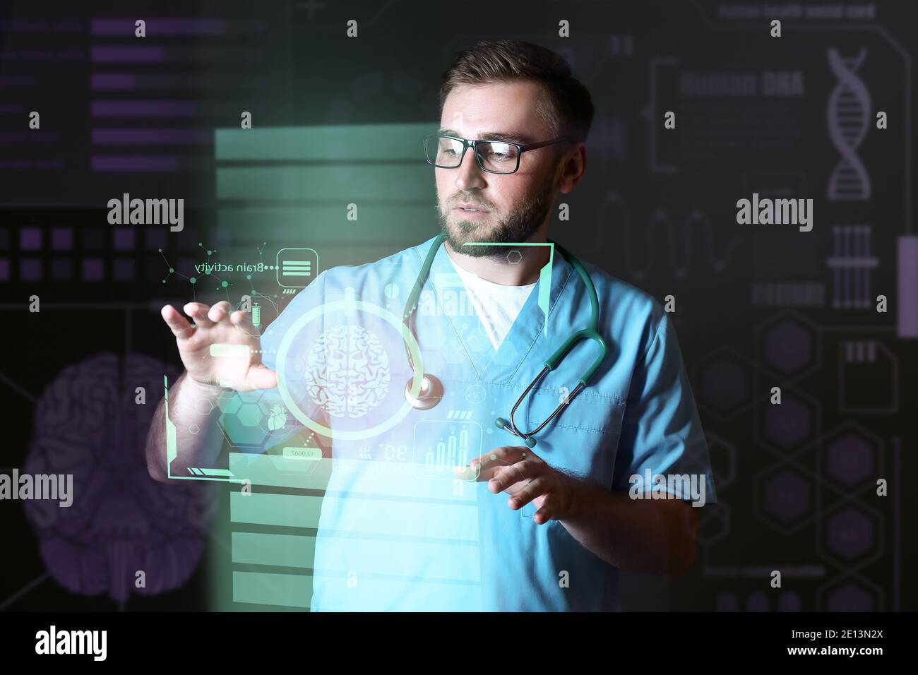 Computer screen doctor neurology hi-res stock photography and images ...