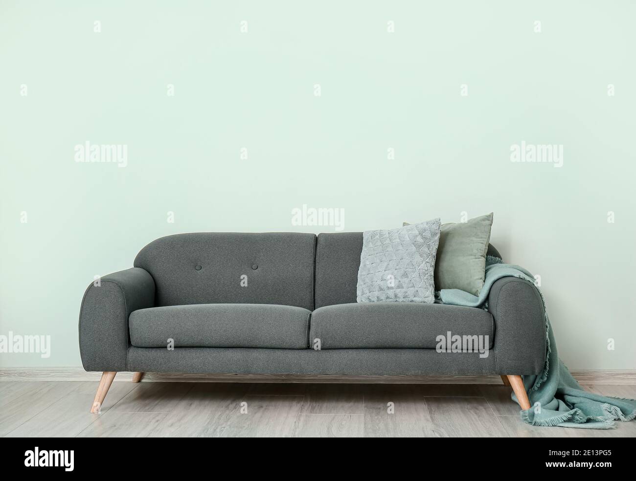 Interior of modern comfortable living room Stock Photo - Alamy