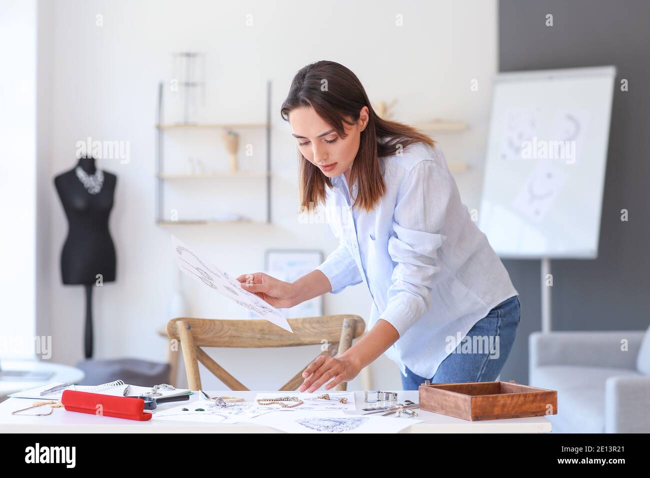Portrait caucasian female jeweller hi-res stock photography and images ...