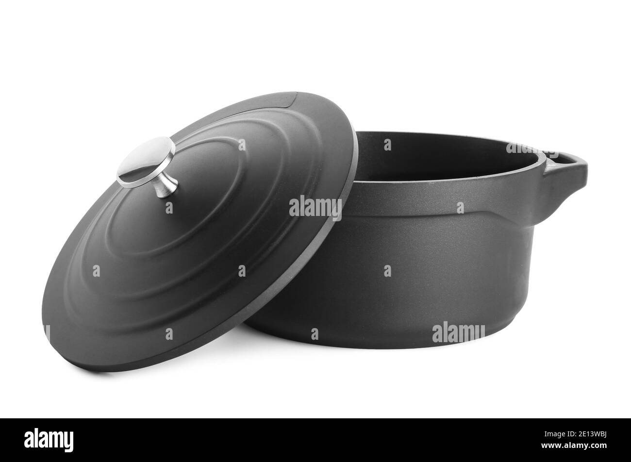 Cooking pot isolated on white background Stock Photo - Alamy