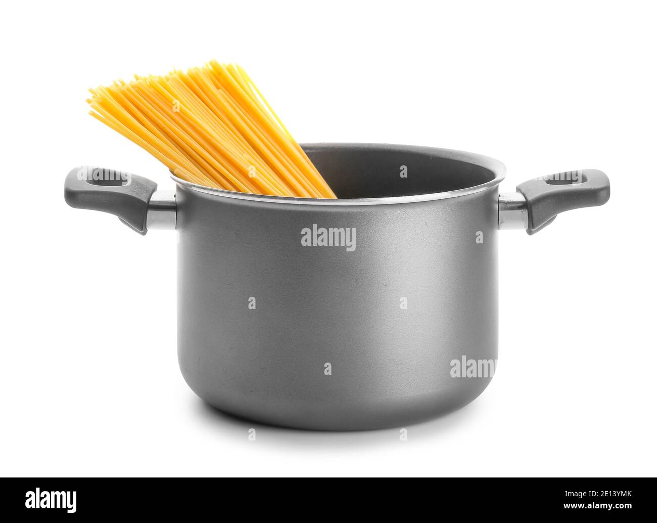 Cooking pot with pasta isolated on white background Stock Photo - Alamy