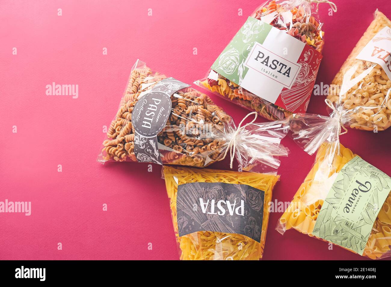 Spiral pasta pack hi-res stock photography and images - Alamy