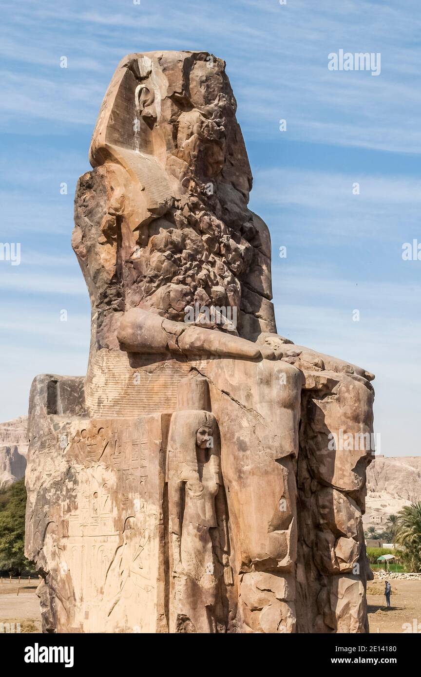 Pharaoh feet statues abu simbel hi-res stock photography and images - Alamy