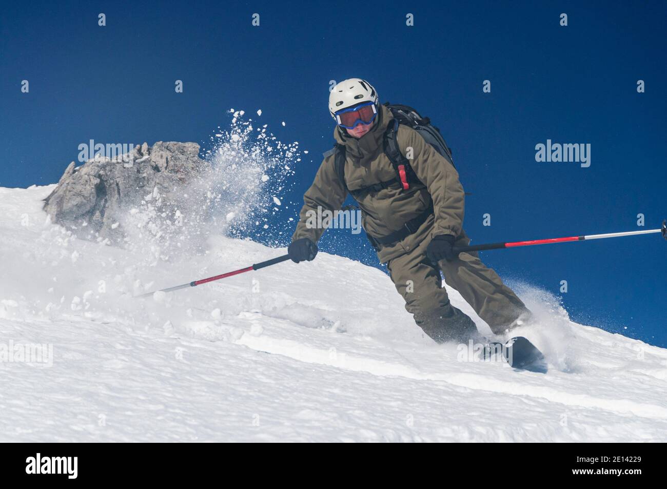 Telemark ski style hi-res stock photography and images - Alamy