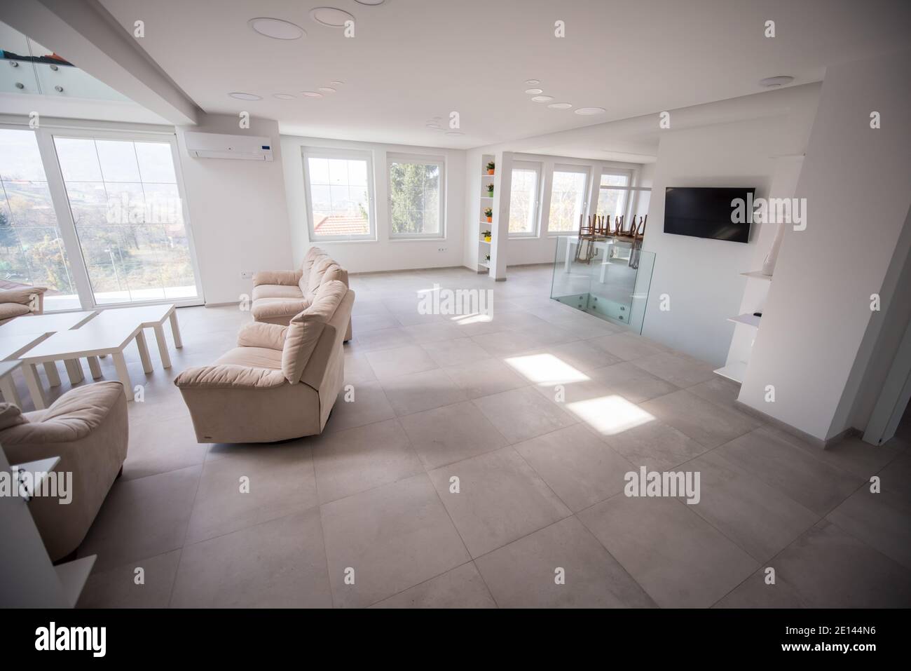 House inside floor hi-res stock photography and images - Alamy