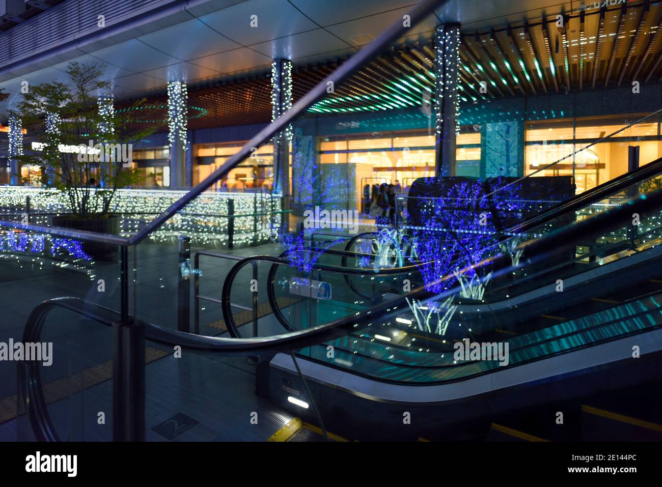 Jr hakata city hi-res stock photography and images - Alamy