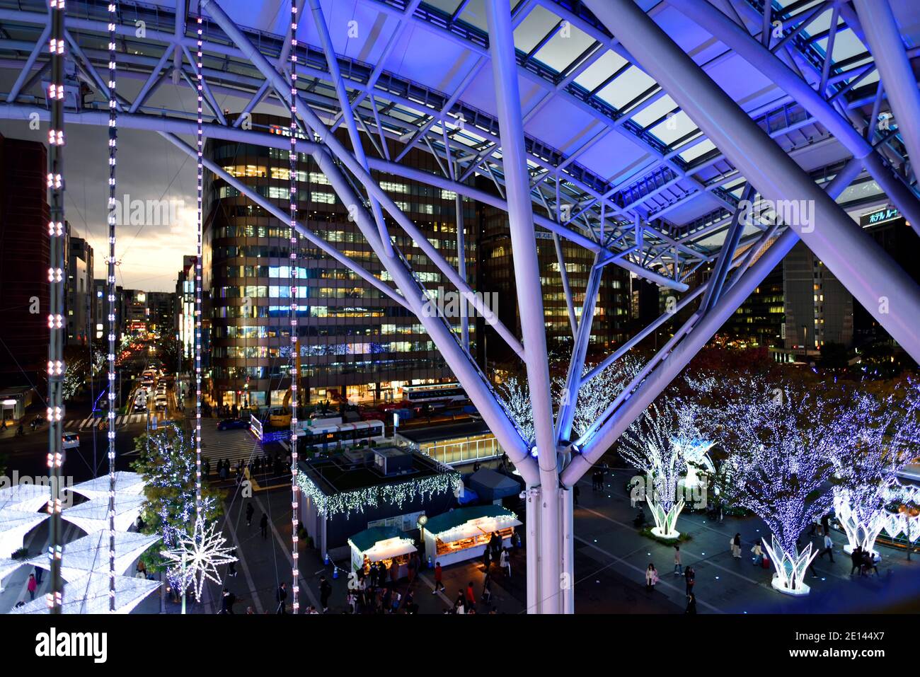Jr hakata city hi-res stock photography and images - Alamy