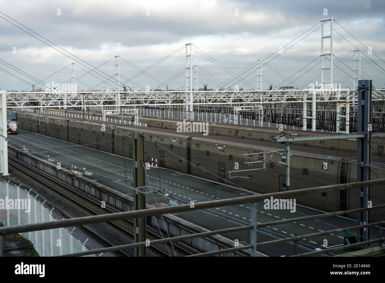 Eurotunnel calais terminal hi-res stock photography and images - Alamy