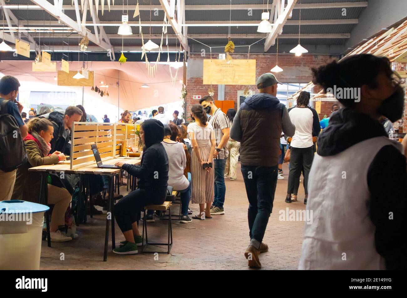 Busy market place hi-res stock photography and images - Alamy