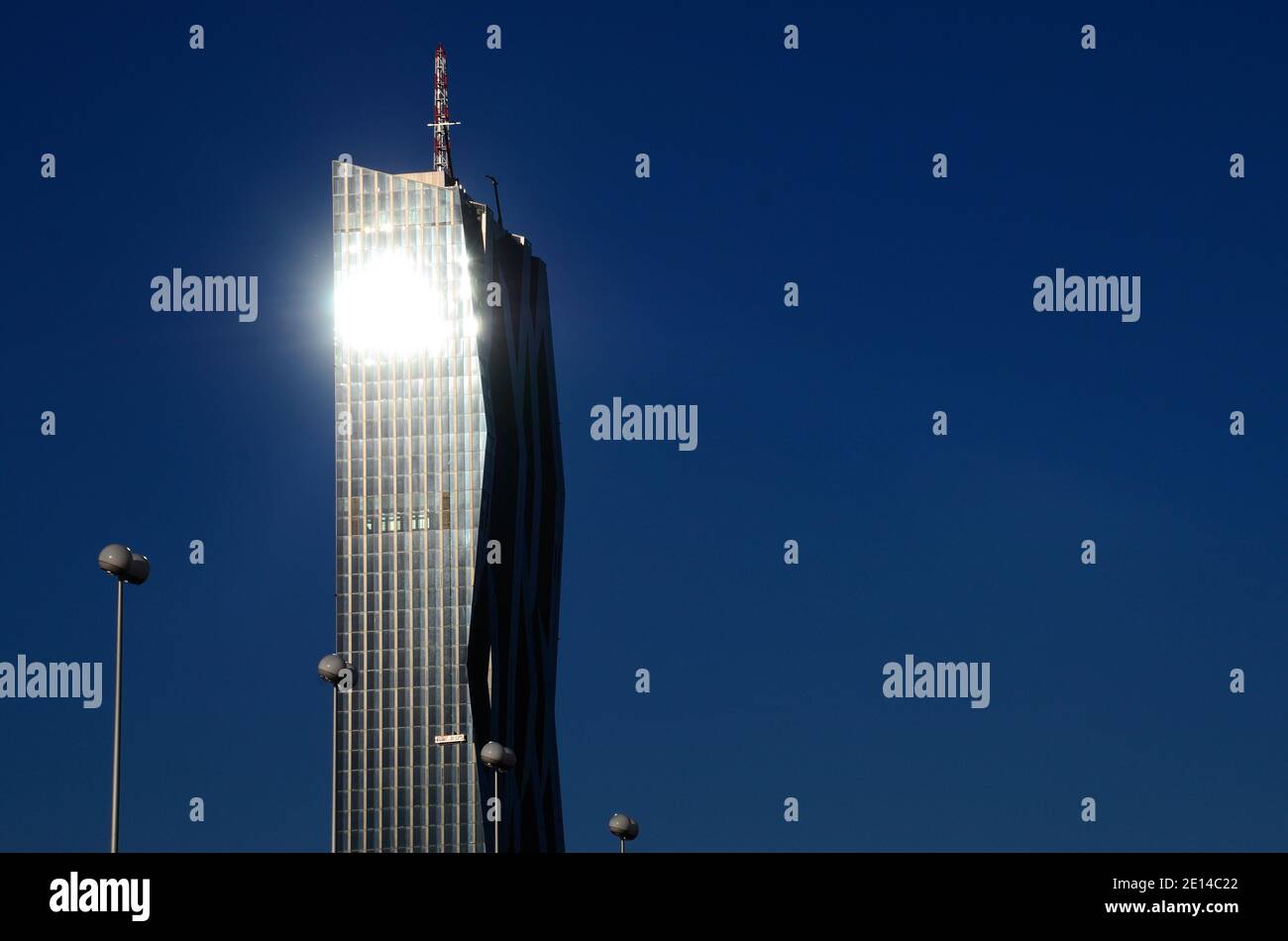 Baroque facade reflection window hi-res stock photography and images ...