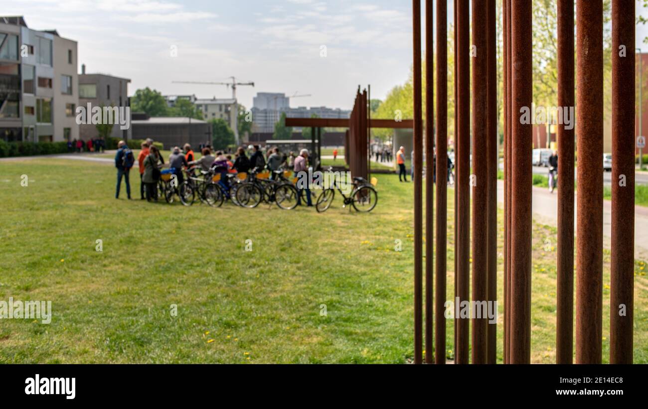Berlin wall trail hi-res stock photography and images - Alamy