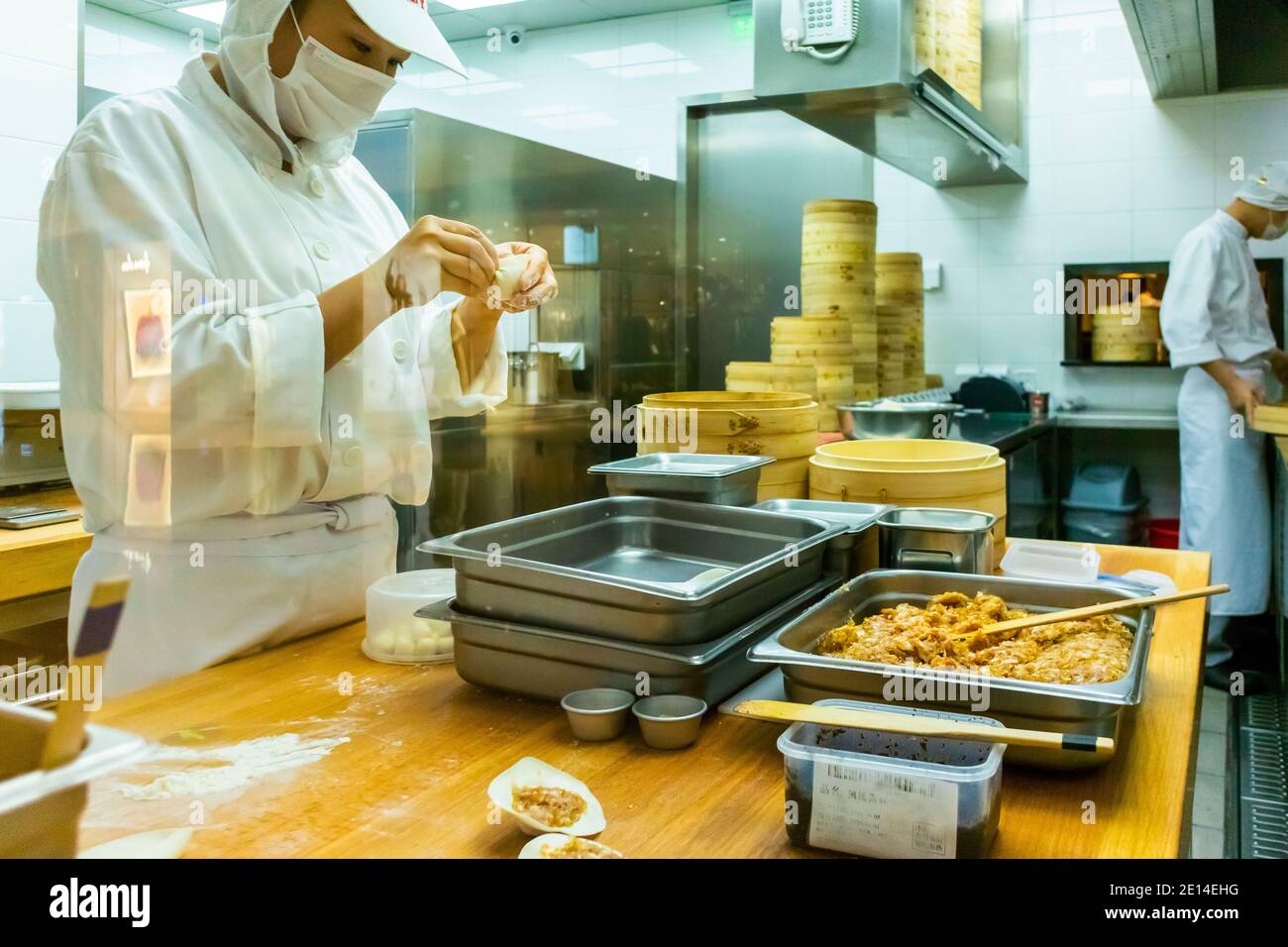 Shanghai, CHINA, "HKRI Taikoo Hui", Chinese Restaurant Chef in ...