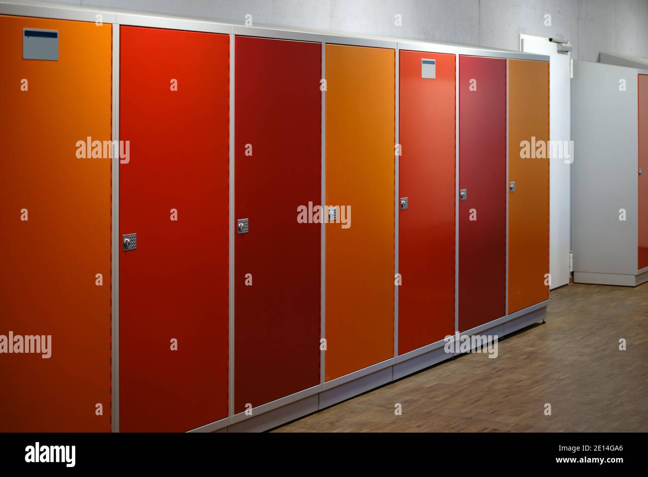 Lockers In School Stock Photo - Alamy