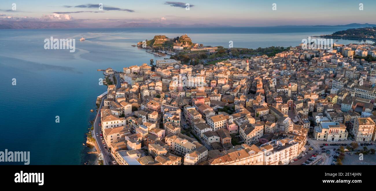 Aerial panoramic view of Venetian buildings in Corfu Town at sunset ...
