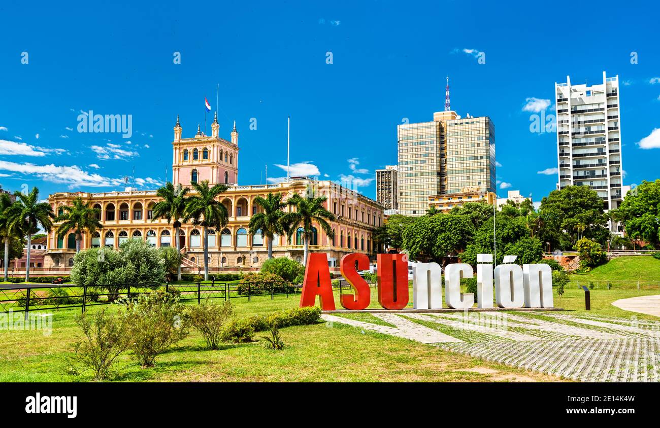 Asuncion welcome sign in Paraguay Stock Photo - Alamy