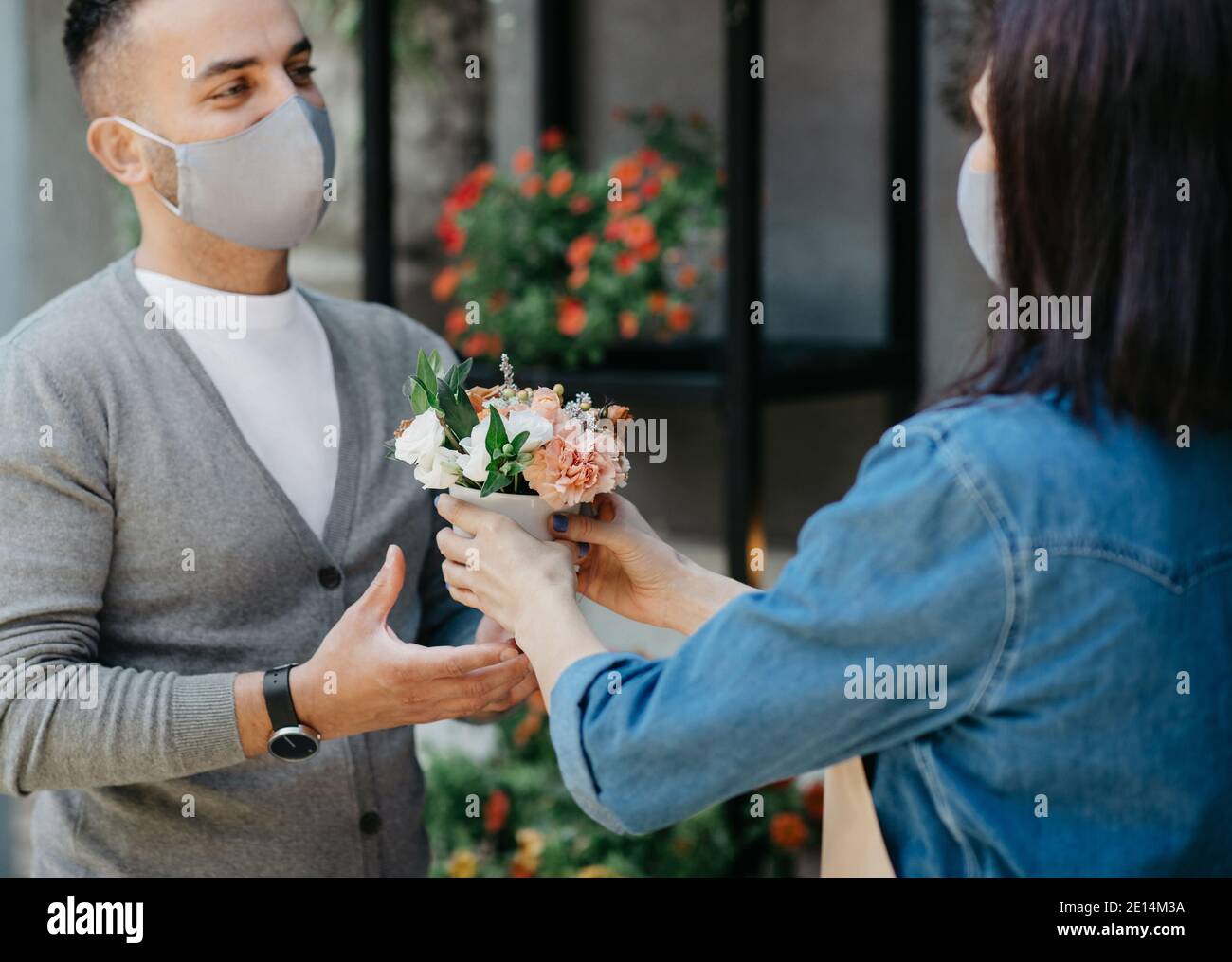 Social distance and new normal for customer service during covid-19 ...