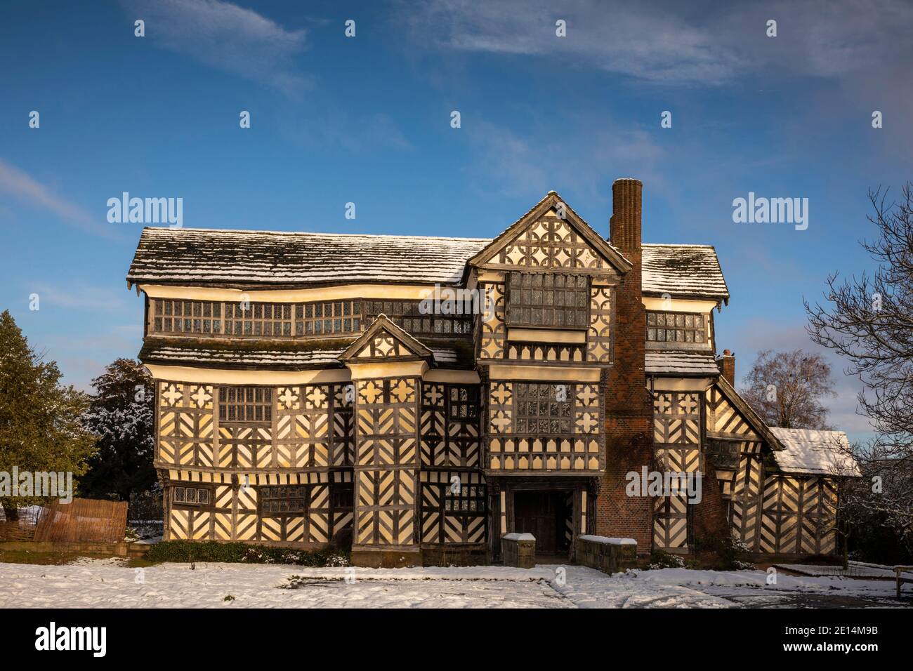 Manor farm house cheshire hi-res stock photography and images - Alamy
