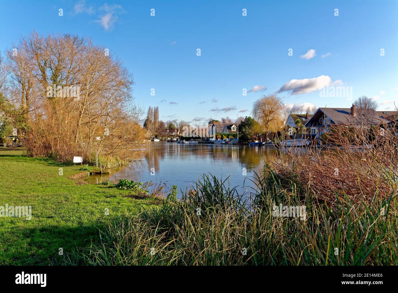 The riverside and River Thames at Shepperton on a bright sunny winters ...