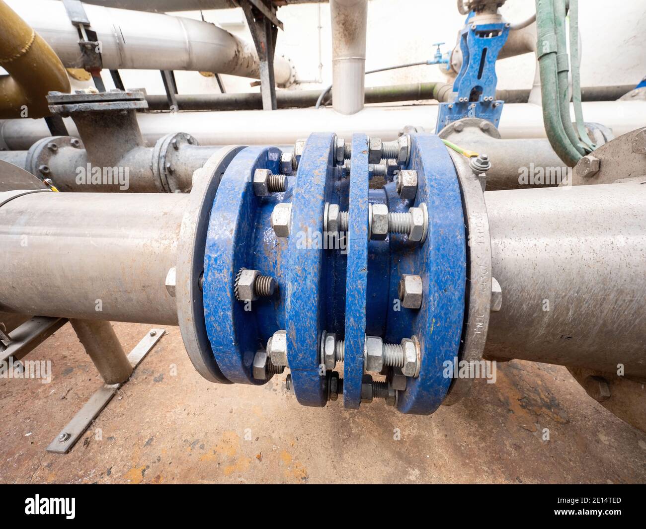 Pipeline with joint member. Underground concrete shafts with Gate valve ...