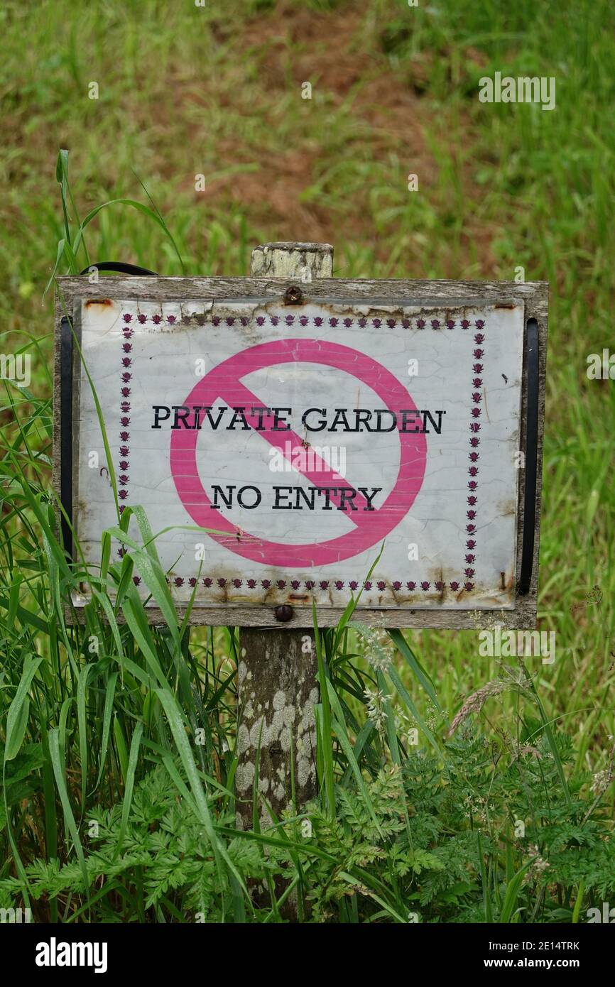 Private Garden No Entry sign Stock Photo - Alamy