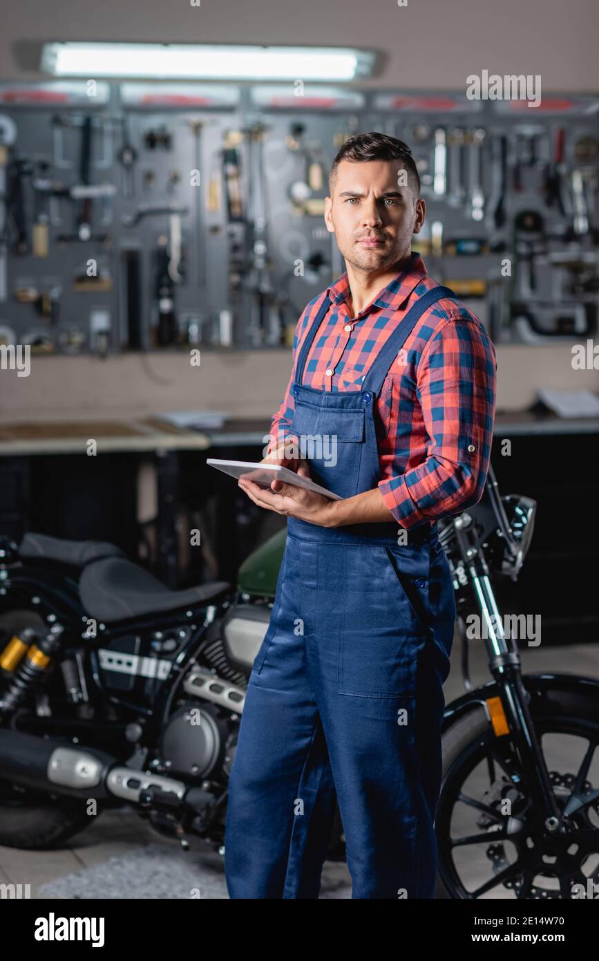 Motorcycle maintenance stand hi-res stock photography and images - Alamy