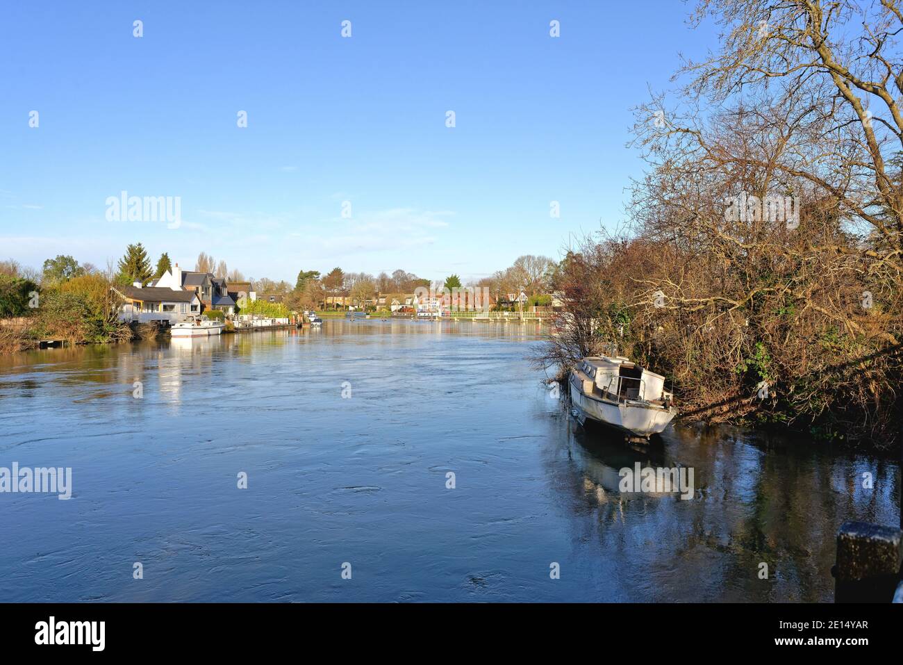 The River Thames at Laleham, near Staines on a bright sunny winters day ...