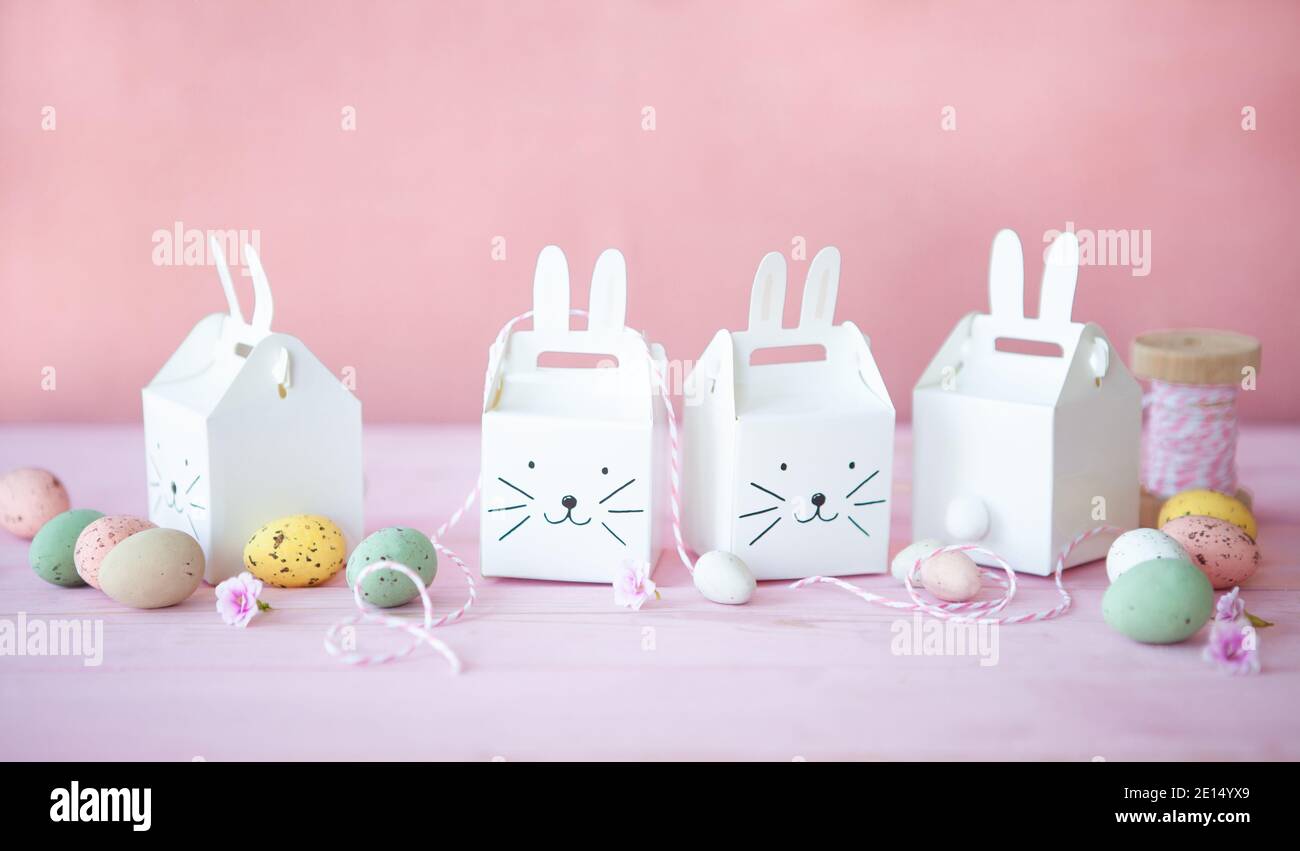 Easter bunny gift boxes hi-res stock photography and images - Alamy