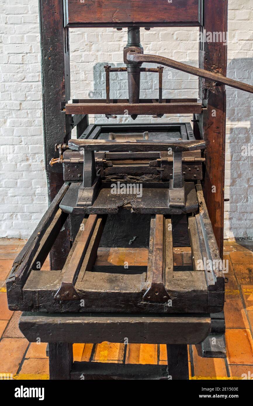 Relief printing hi-res stock photography and images - Alamy