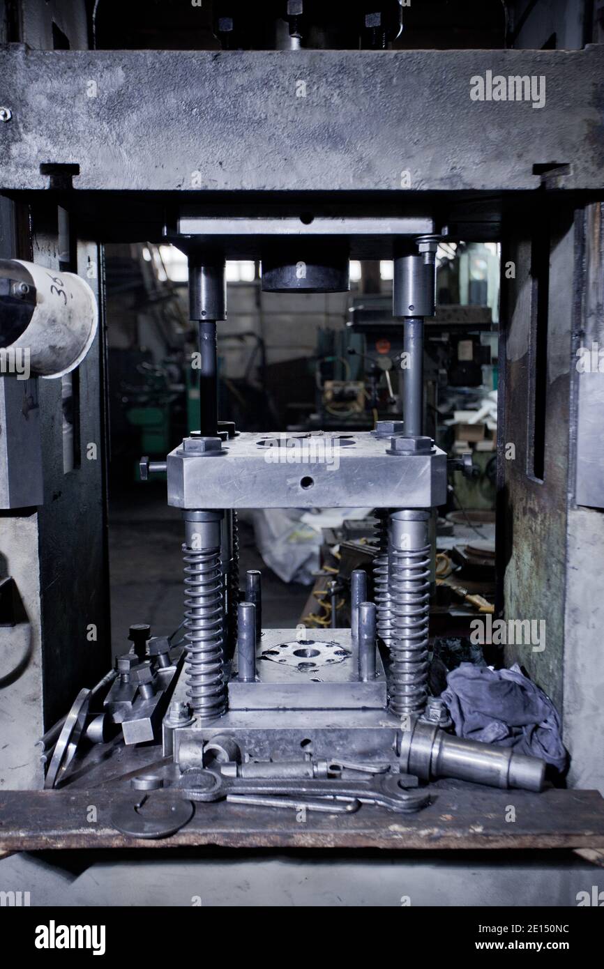 Modern lathe unit hi-res stock photography and images - Alamy