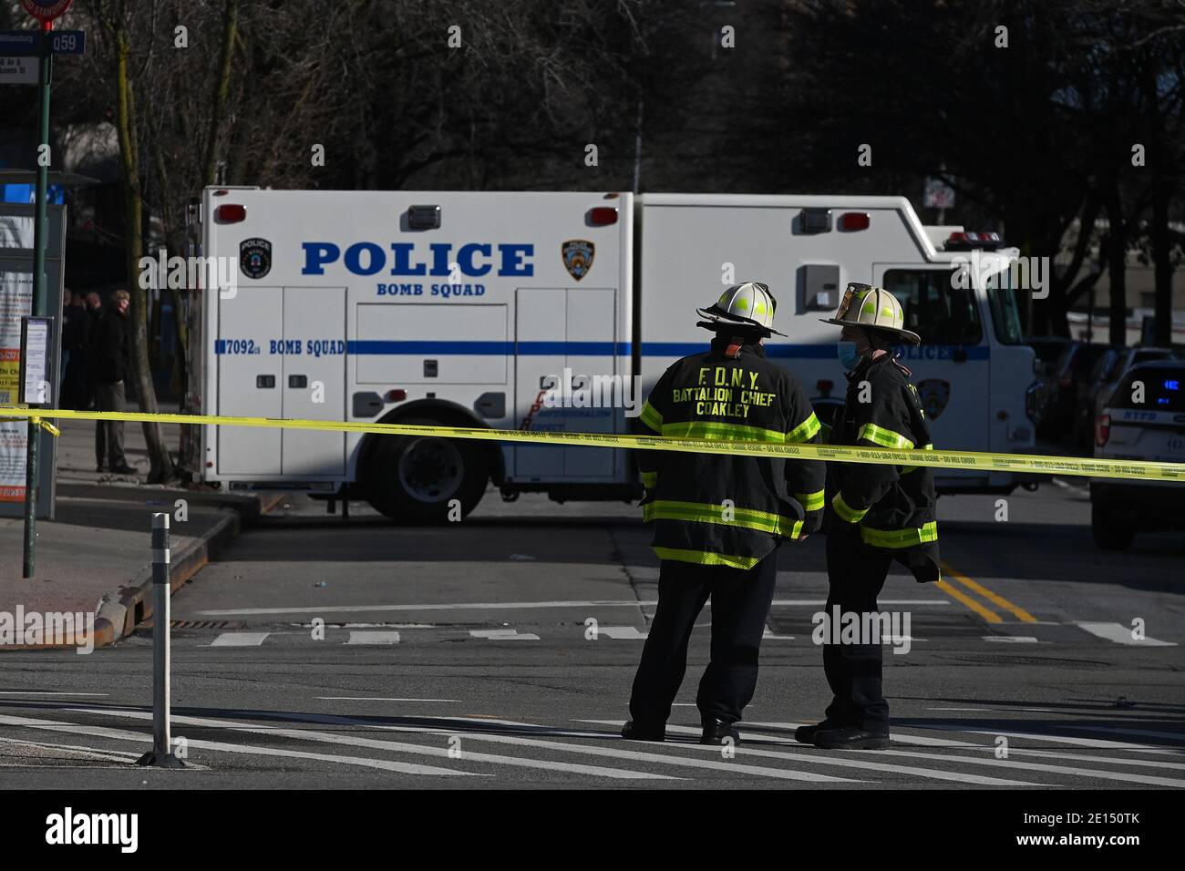 Fire department new york police tape hi-res stock photography and ...
