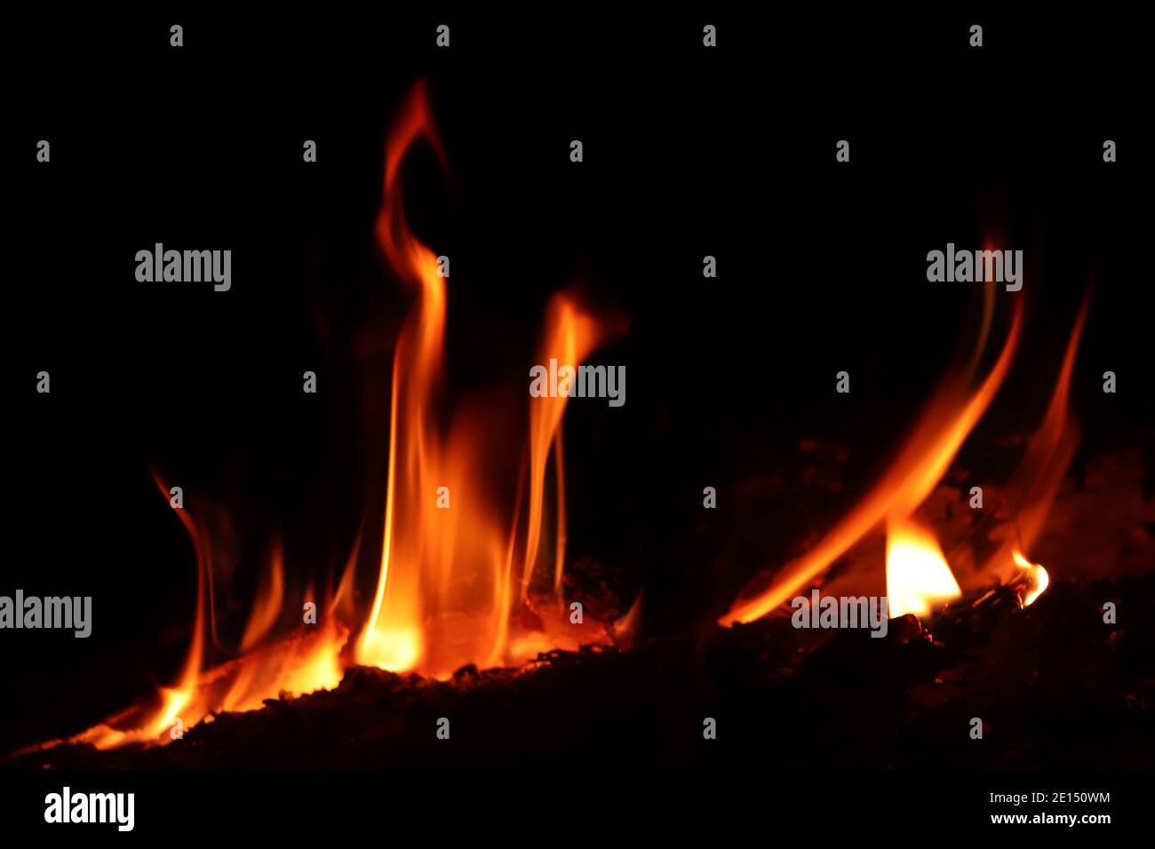 Burning wood fire close-up. Backgrounds Stock Photo - Alamy