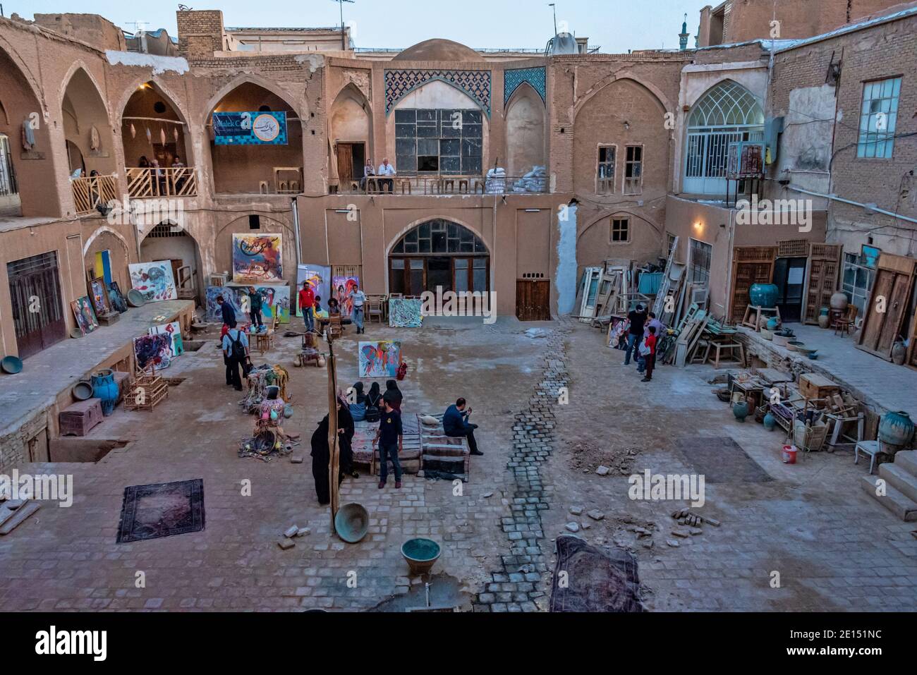 Iranian souk hi-res stock photography and images - Alamy